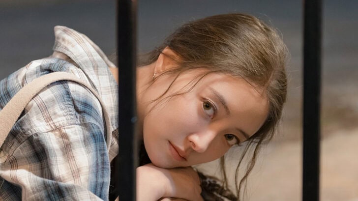 'When The Phone Rings' Episodes 5-6 Fashion: Chae Soo-Bin As Hong Hee-Joo | InkiStyle